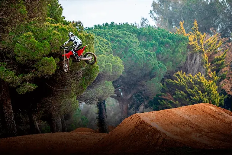 Stark Varg – Motocross électrique Stark VARG 80 hp